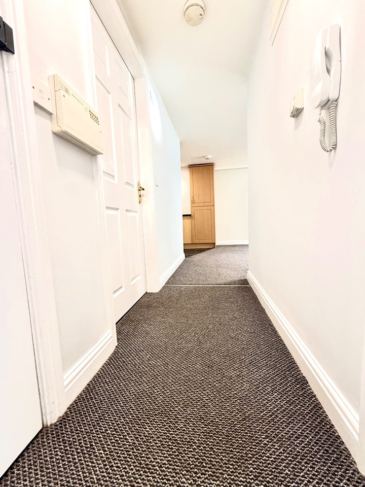 Atherton - 1 Bed Flat, Eckersley Precinct, M46 - To Rent Now for £700. ...