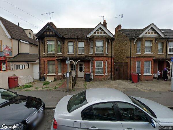 Slough - Room in a Shared House, Chalvey Road East, SL1 - To Rent Now ...