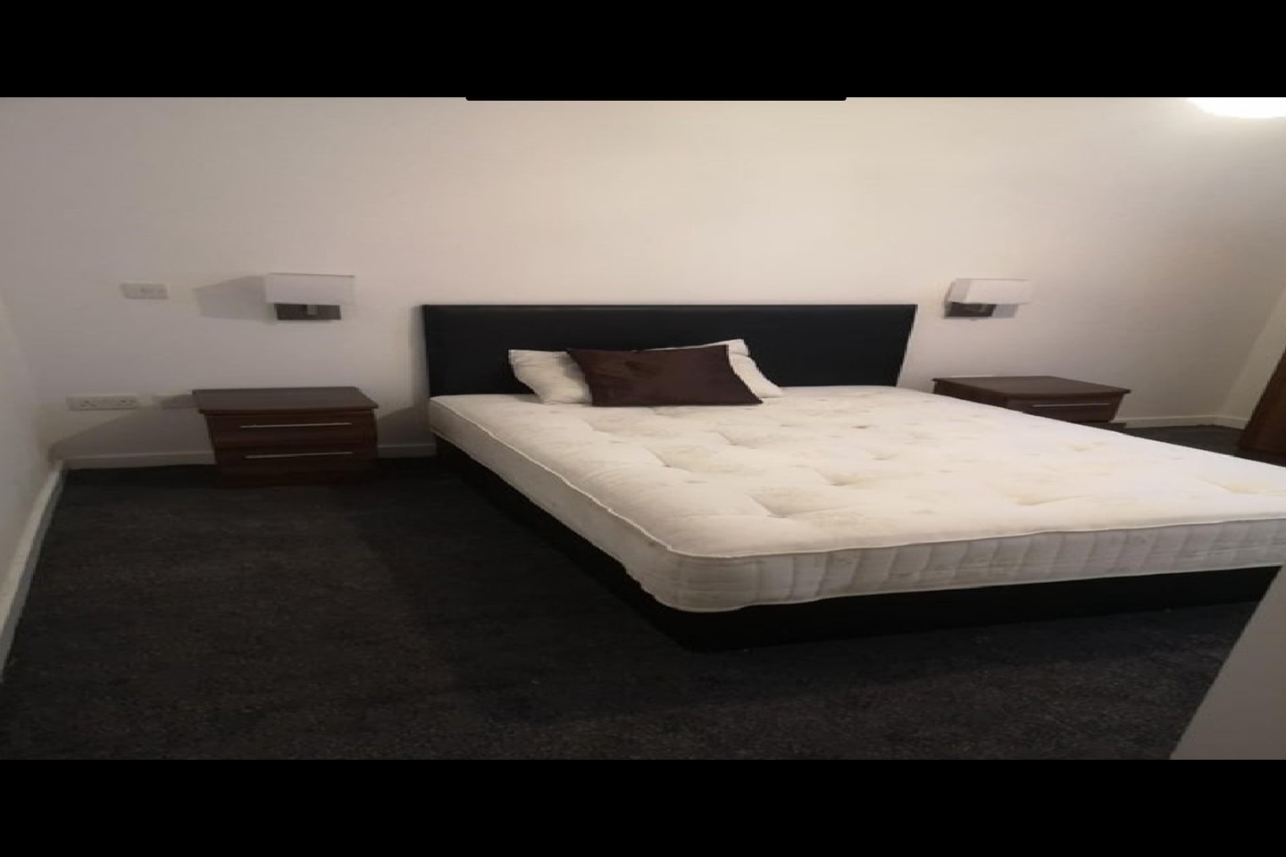 Manchester - 2 Bed Flat, Withy Grove, M4 - To Rent Now for £1,200.00 p/m