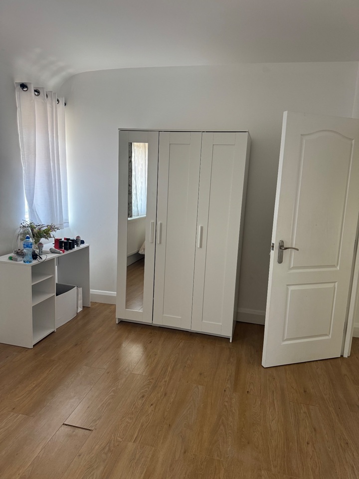 Bromley - Room in a Shared House, Keedonwood Road, BR1 - To Rent Now ...
