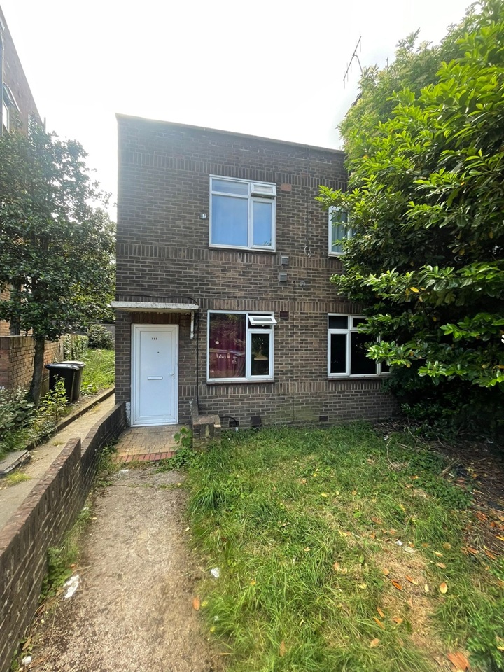 London - 2 Bed Semi-Detached House, Neasden Lane, NW10 - To Rent Now ...