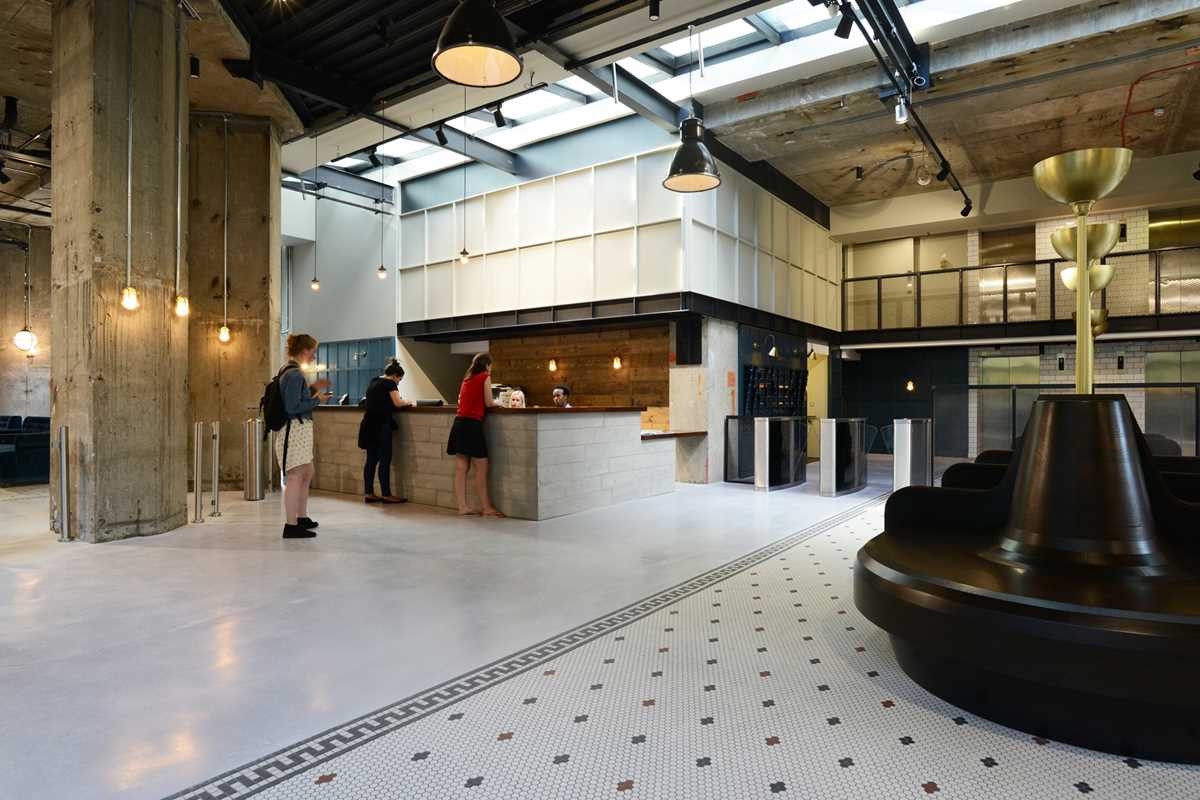 London - Studio Flat, Chapter Kings Cross, N1 - To Rent Now for £1,800. ...