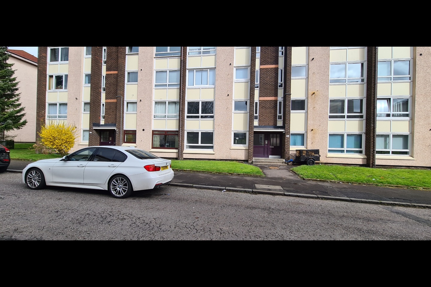 Glasgow - 2 Bed Flat, Banner Road, G13 - To Rent Now for £650.00 p/m