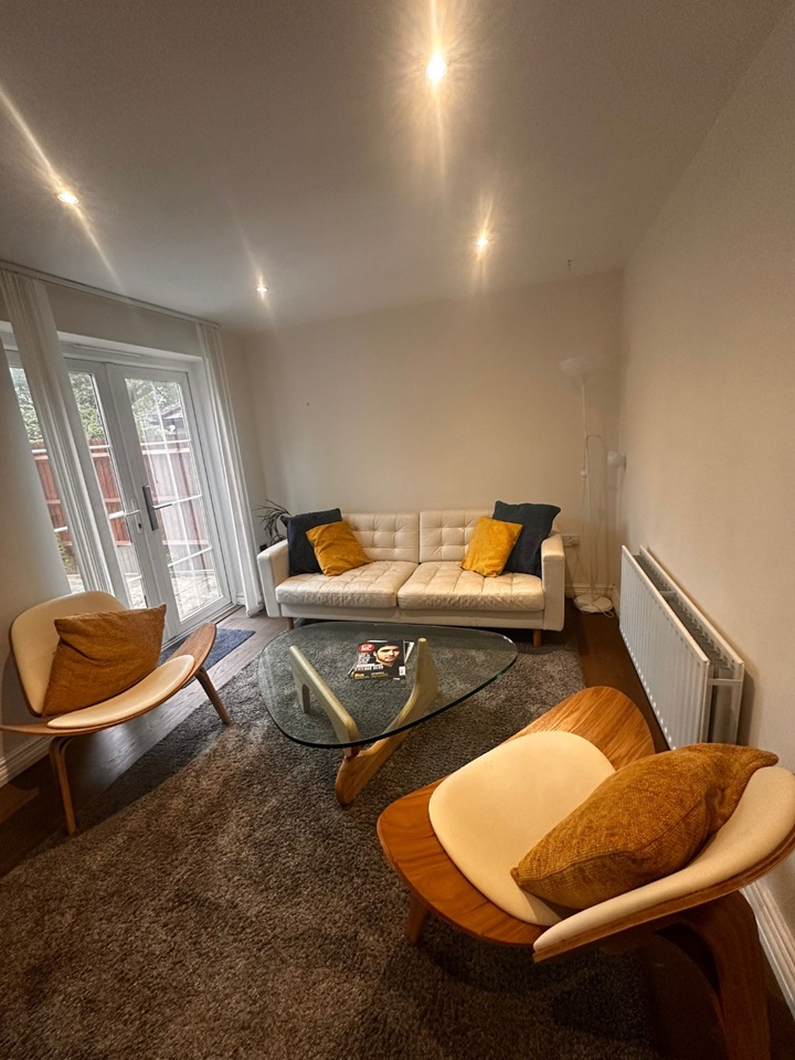 Silverstone, Towcester - Room in a Shared House, The Old Woodyard, NN12 ...