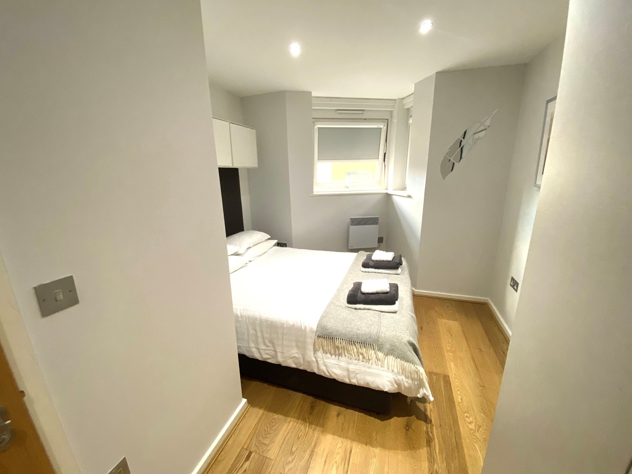 London - 2 Bed Flat, Signal House, SE1 - To Rent Now for £2,773.33 p/m