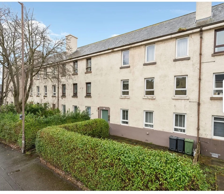 Edinburgh - 2 Bed Flat, Craigentinny Road, EH7 - To Rent Now for £1,250 ...