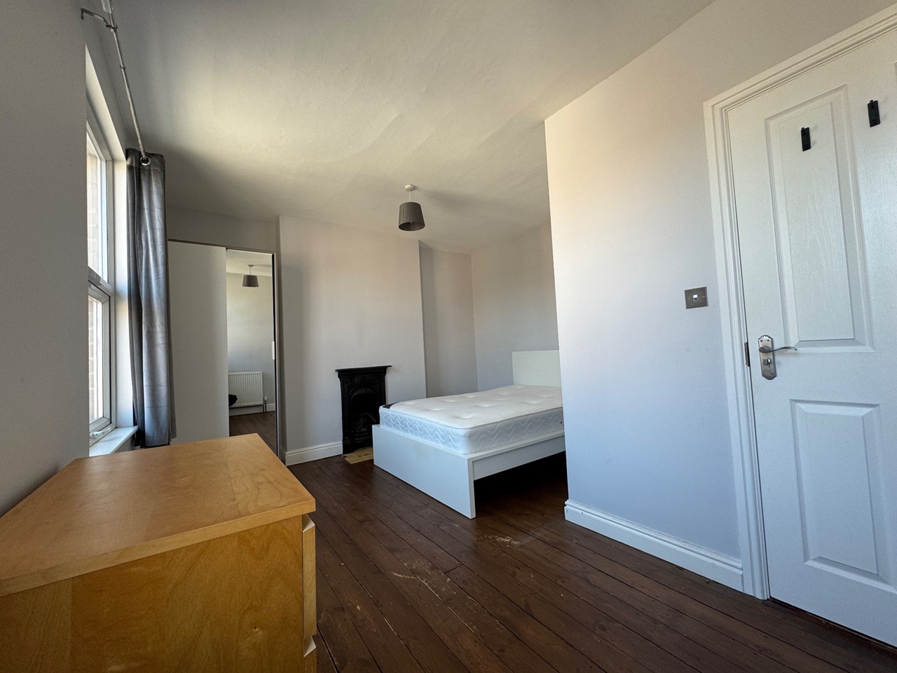 Nottingham - Room in a Shared House, Colwick Road, NG2 - To Rent Now ...