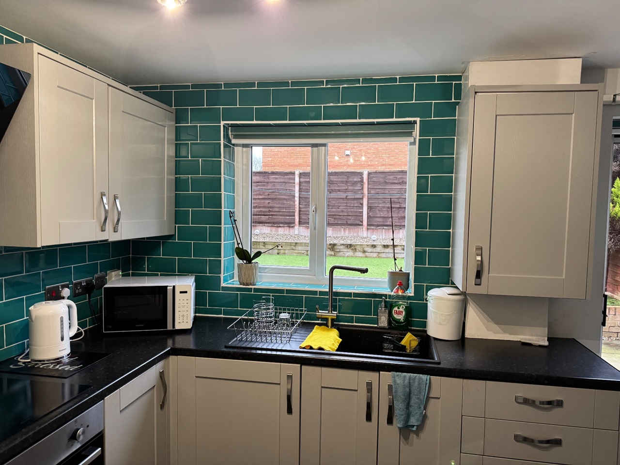 Manchester - Room in a Shared House, Shadowbrook Avenue, M23 - To Rent ...