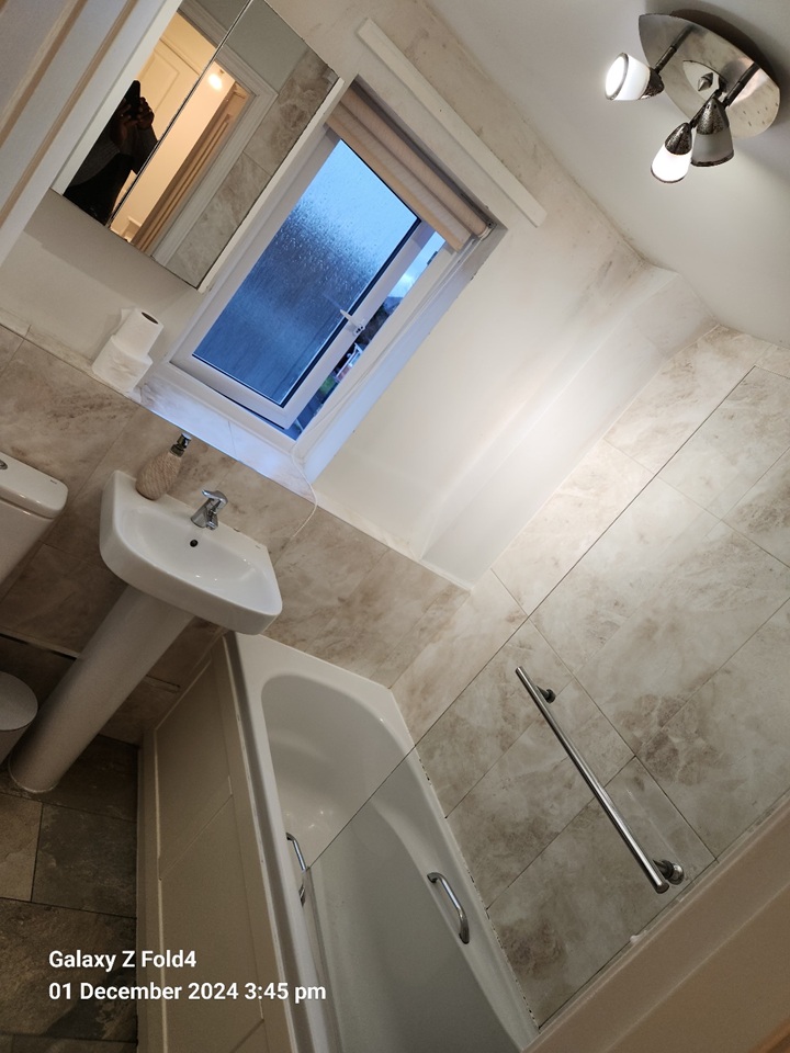 Manchester - Room in a Shared House, Shadowbrook Avenue, M23 - To Rent ...