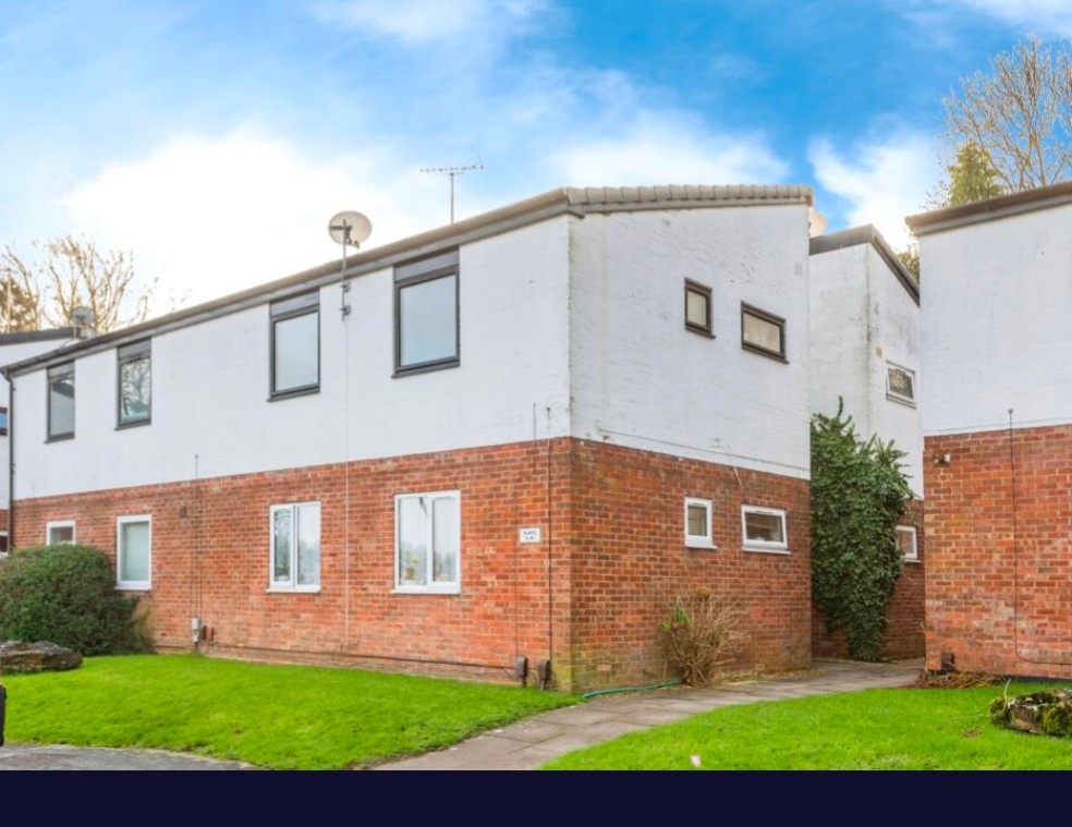 Swindon - 1 Bed Flat, The Heights, SN1 - To Rent Now for £825.00 p/m