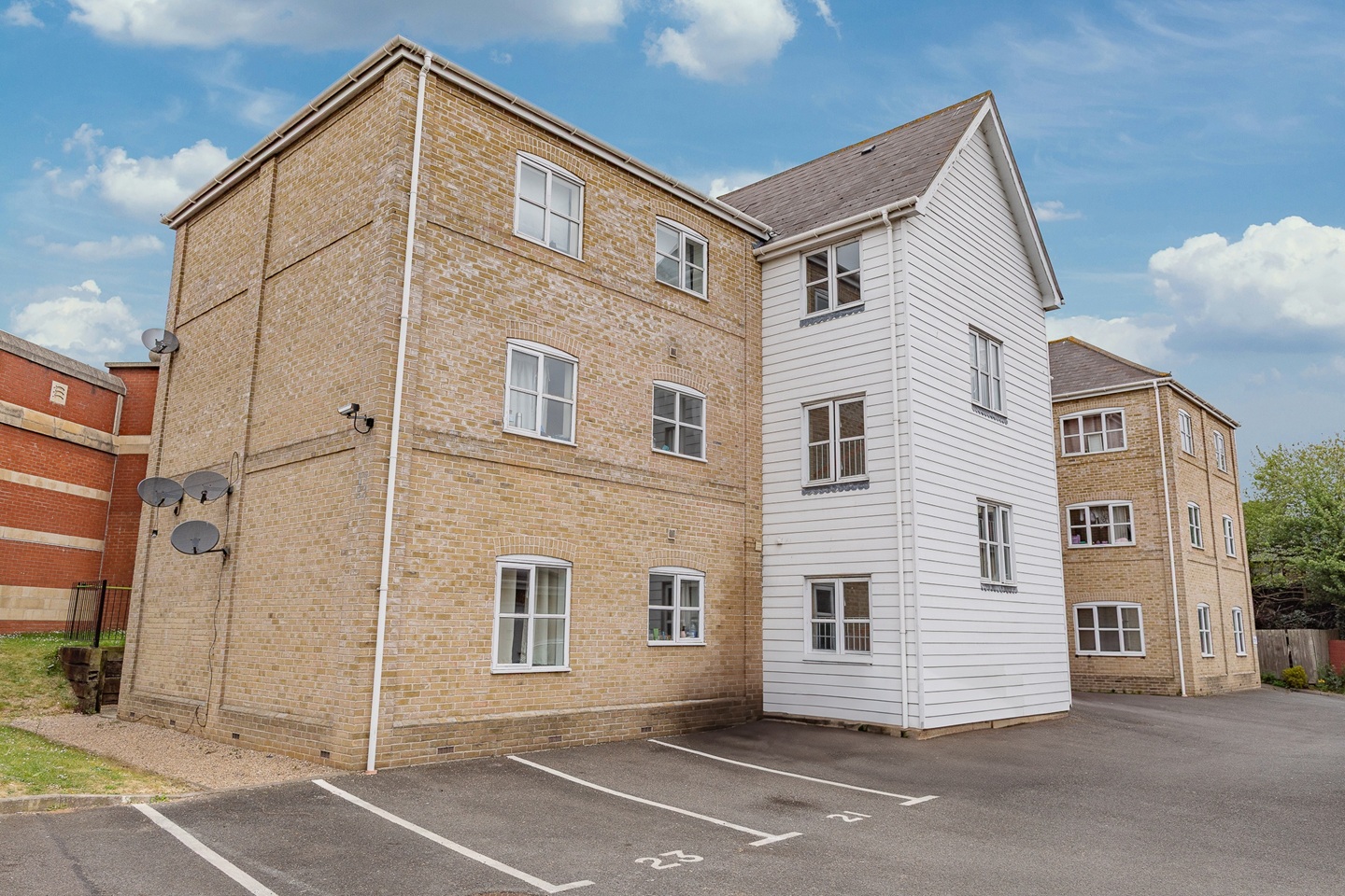 Colchester - Room in a Shared Flat, Colchester, CO4 - To Rent Now for £ ...