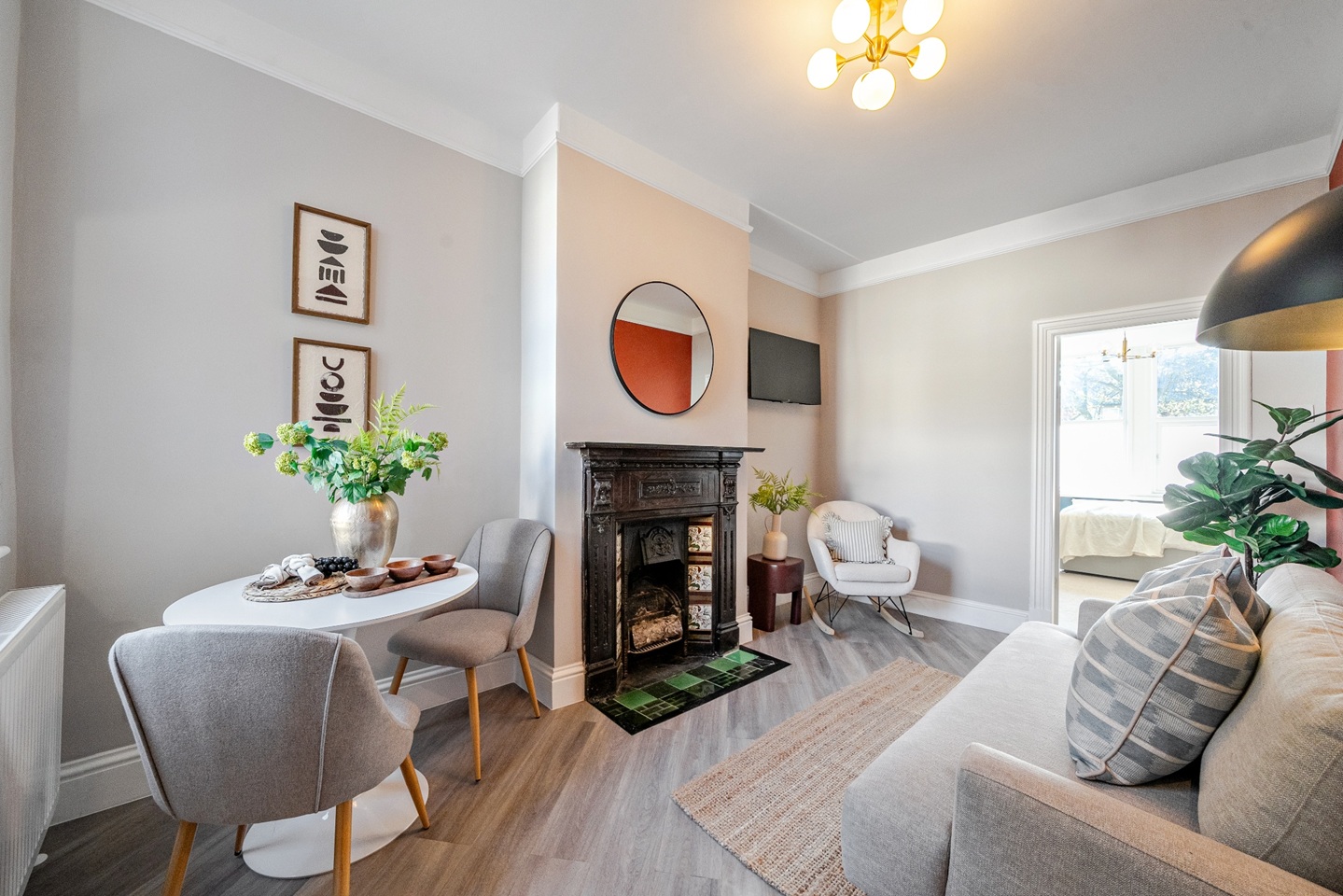 Harrogate - 1 Bed Flat, Hookstone Road, HG2 - To Rent Now for £1,100.00 p/m