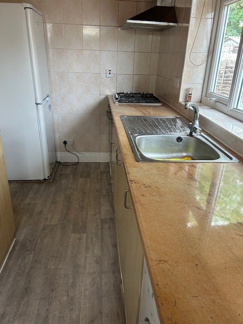 Harrow - 2 Bed Flat, Alma Row, HA3 - To Rent Now for £1,650.00 p/m