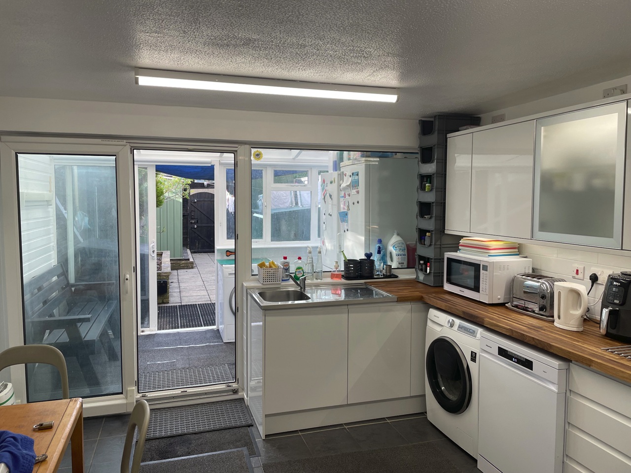 Buckinghamshire - Room in a Shared House, Ramsons Avenue, MK14 - To ...