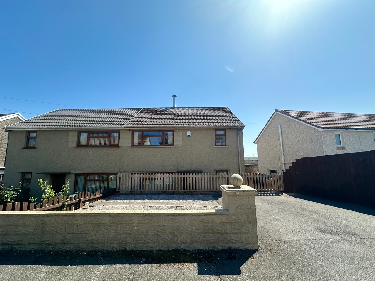 Tonyrefail, Porth - 3 Bed Semi-Detached House, Winslade Avenue, CF39 ...