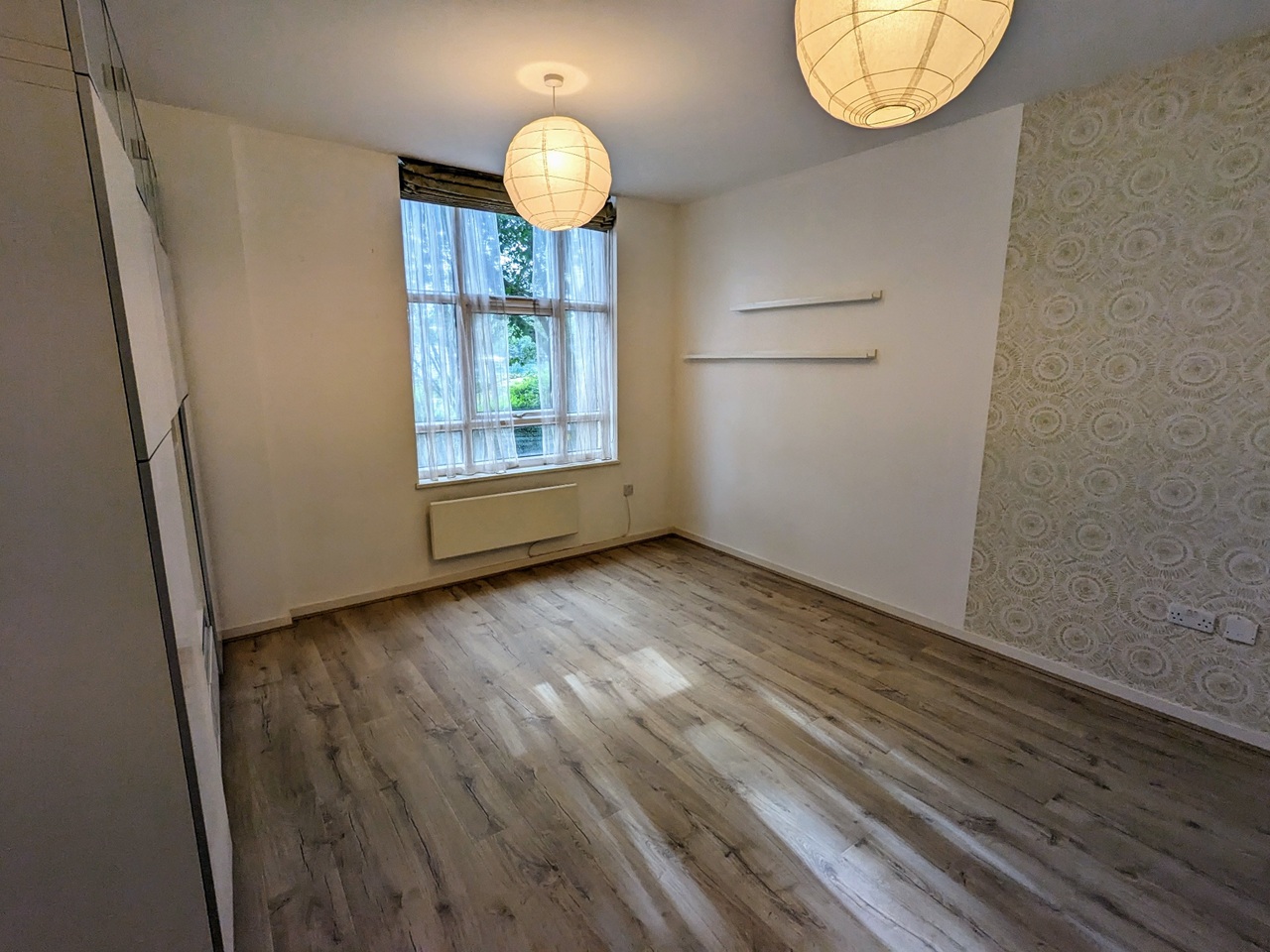 London - 1 Bed Flat, Bromyard House, W3 - To Rent Now for £1,650.00 p/m