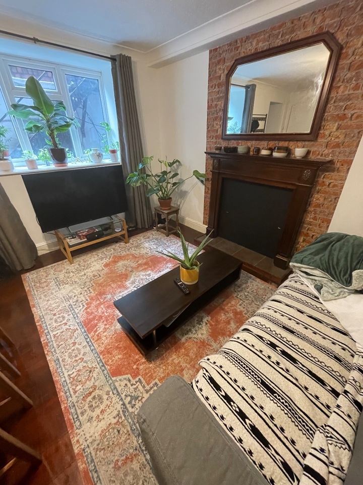 London - 1 Bed Flat, Camden Street, NW1 - To Rent Now for £1,950.00 p/m