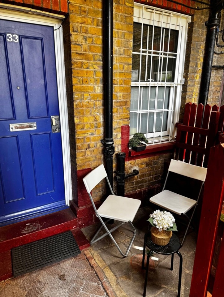 London - 2 Bed Flat, Doddington Grove, SE17 - To Rent Now for £2,150.00 p/m