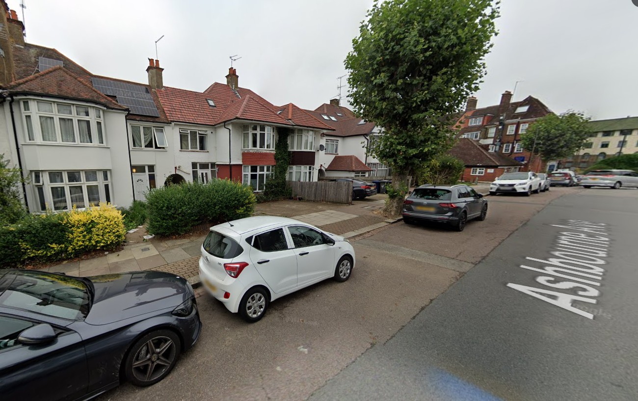 Golders-Green, Barnet - Studio Flat, Ashbourne Avenue, NW11 - To Rent ...