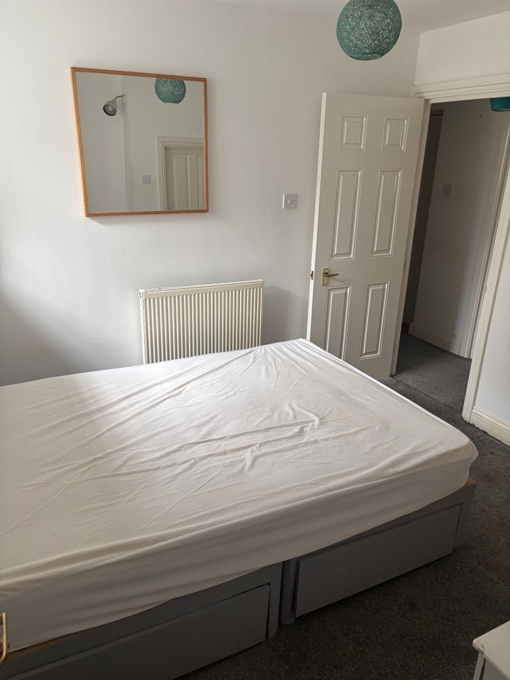 London - 1 Bed Flat, Lyham Road, SW2 - To Rent Now for £1,450.00 p/m