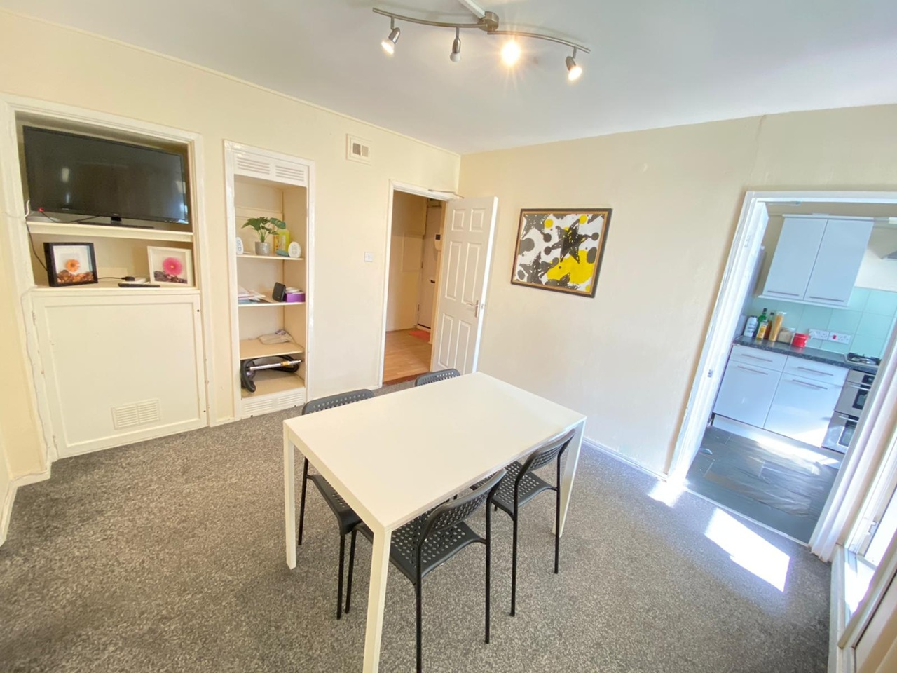 London - Room in a Shared Flat, Rathbone House, NW6 - To Rent Now for £ ...