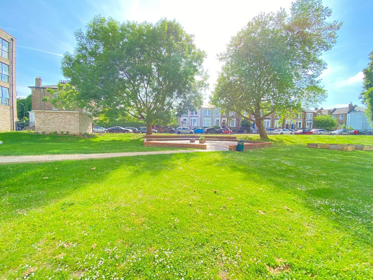 London - Room in a Shared Flat, Rathbone House, NW6 - To Rent Now for £ ...