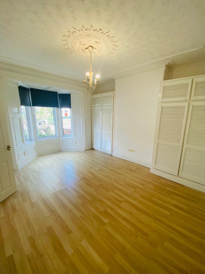 Jarrow - 2 Bed Flat, Albert Road, NE32 - To Rent Now for £625.00 p/m