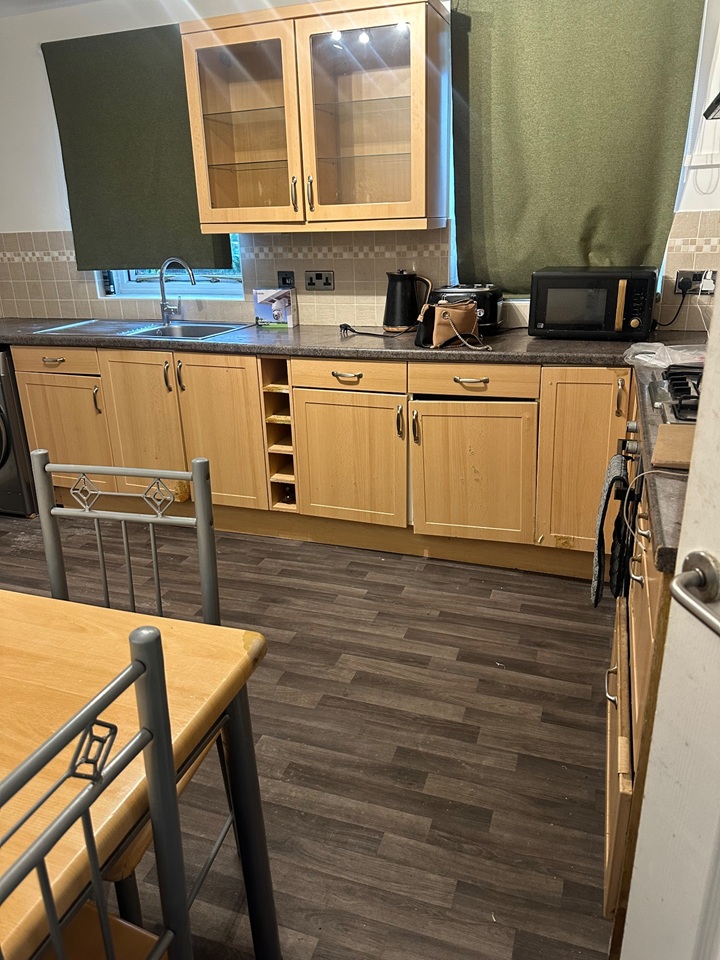 Peartree Bridge, Milton Keynes - 2 Bed End Terrace, Ambridge Grove, MK6 ...