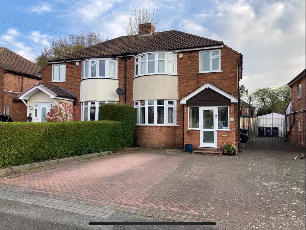 Sutton Coldfield - 3 Bed Semi-Detached House, Springfield Crescent, B76 ...