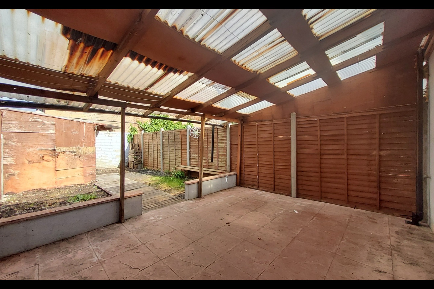 London - 4 Bed Terraced House, Raynham Avenue, N18 - To Rent Now for £ ...