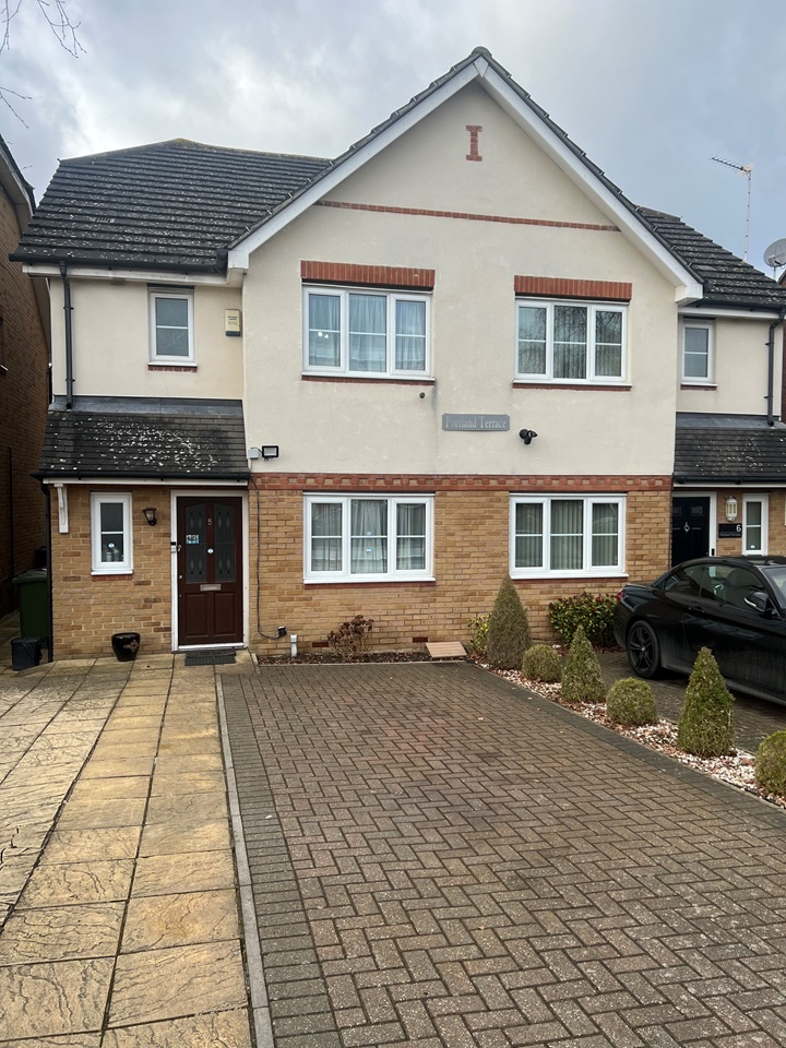 Edgware - 3 Bed Semi-Detached House, Portland Terrace, HA8 - To Rent ...