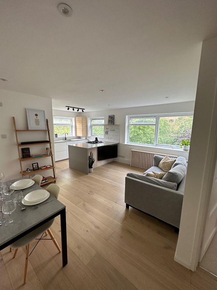 London - 1 Bed Flat, Ian Court, SE23 - To Rent Now for £1,550.00 p/m