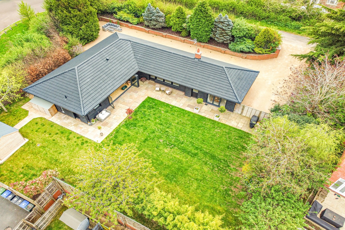 Towcester - 4 Bed Detached House, London Road, NN12 - To Rent Now for £ ...