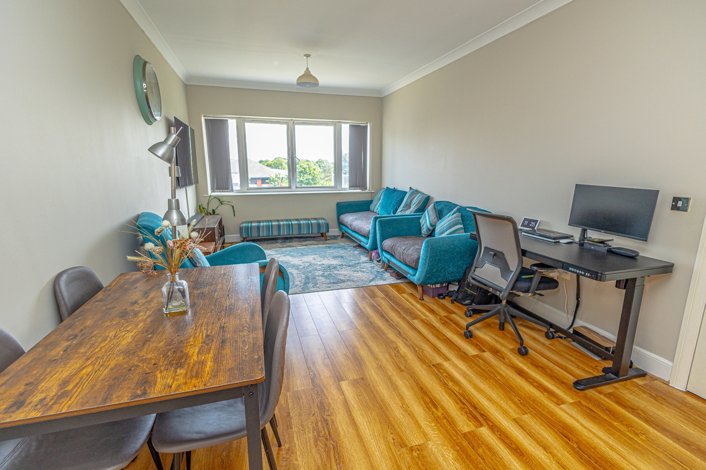 Sunbury-On-Thames - 2 Bed Flat, Sundeala Close, TW16 - To Rent Now for ...