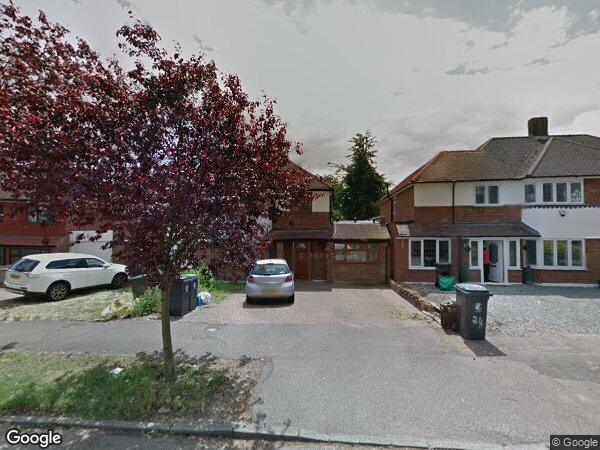 Murtwell - Room in a Shared House, Murtwell Drive, IG7 - To Rent Now ...