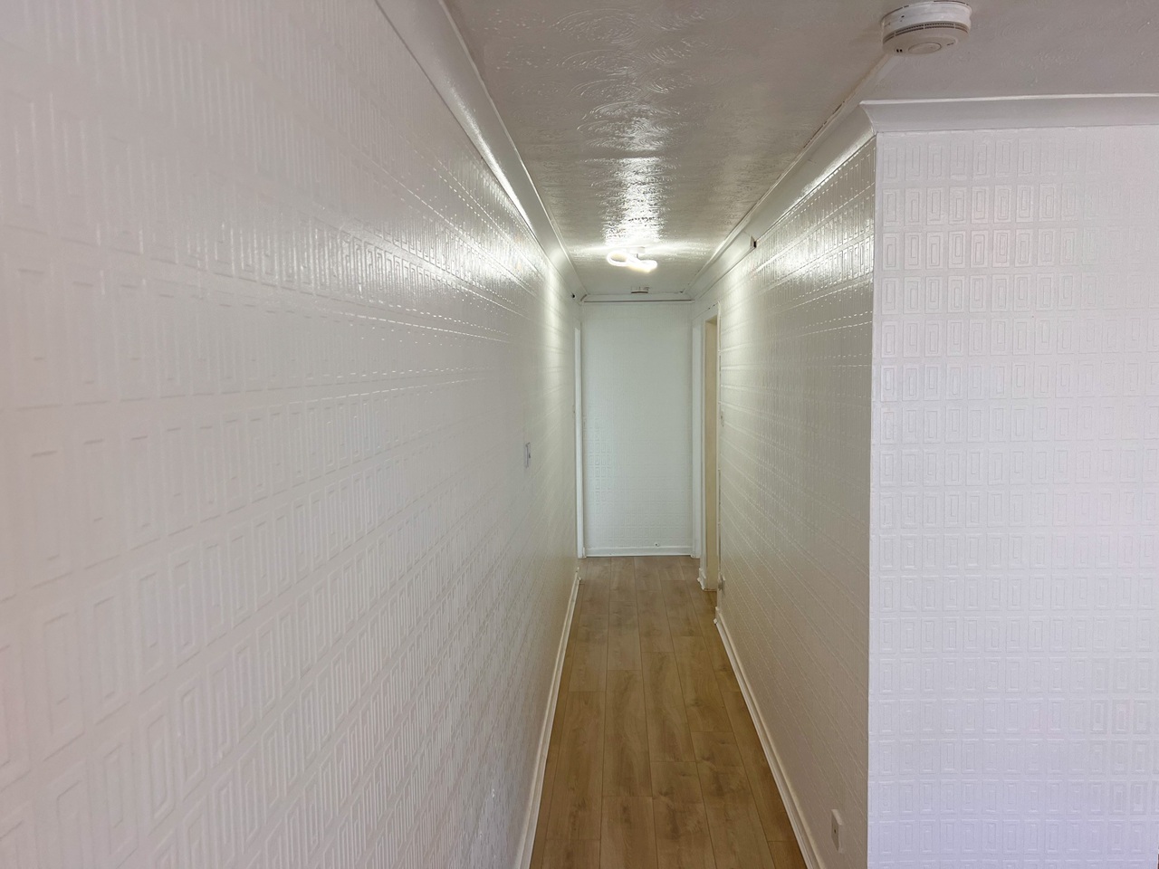 Salsburgh, Shotts - 2 Bed Flat, Main Street, ML7 - To Rent Now for £695 ...