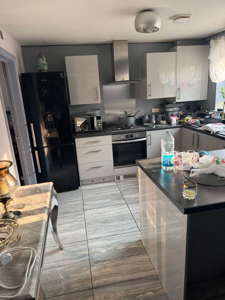 Wantage - Room in a Shared House, Mary Shunn Way, OX12 - To Rent Now ...