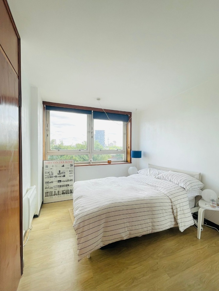 London - 2 Bed Flat, Avondale Square, SE1 - To Rent Now for £1,850.00 p/m