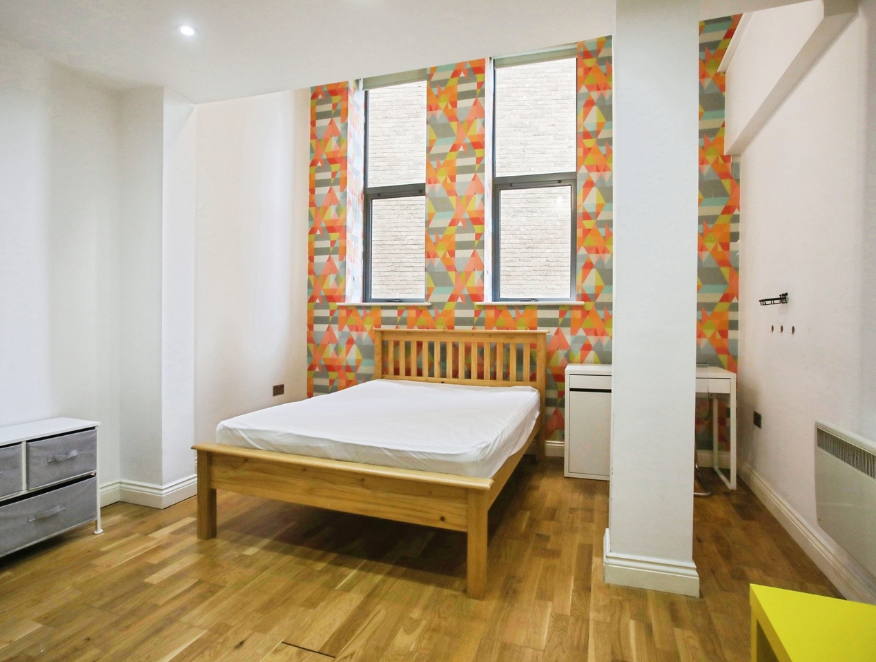 Newcastle Upon Tyne - Studio Flat, Falconars Court, NE1 - To Rent Now ...