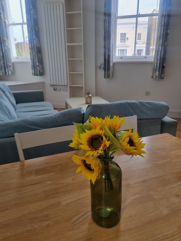 Se14 6Ty - 3 Bed Flat, New Cross Rd, SE14 - To Rent Now for £2,500.00 p/m