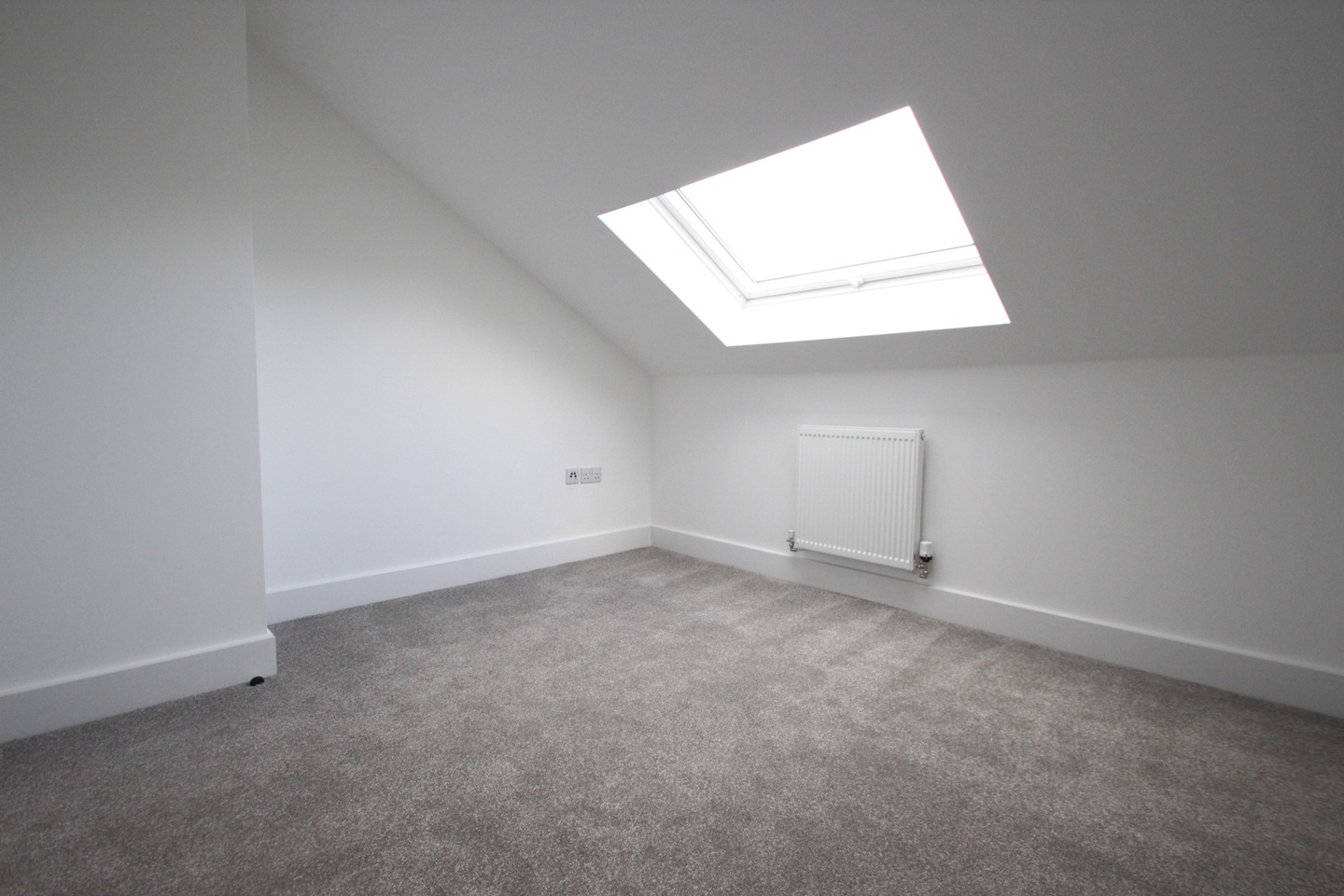 Maidstone - 1 Bed Flat, Barker Chambers, ME16 - To Rent Now for £1,000. ...