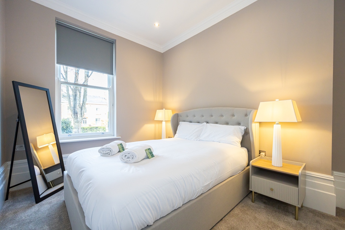 Bowdon, Altrincham - 2 Bed Flat, Chesham House, WA14 - To Rent Now for ...