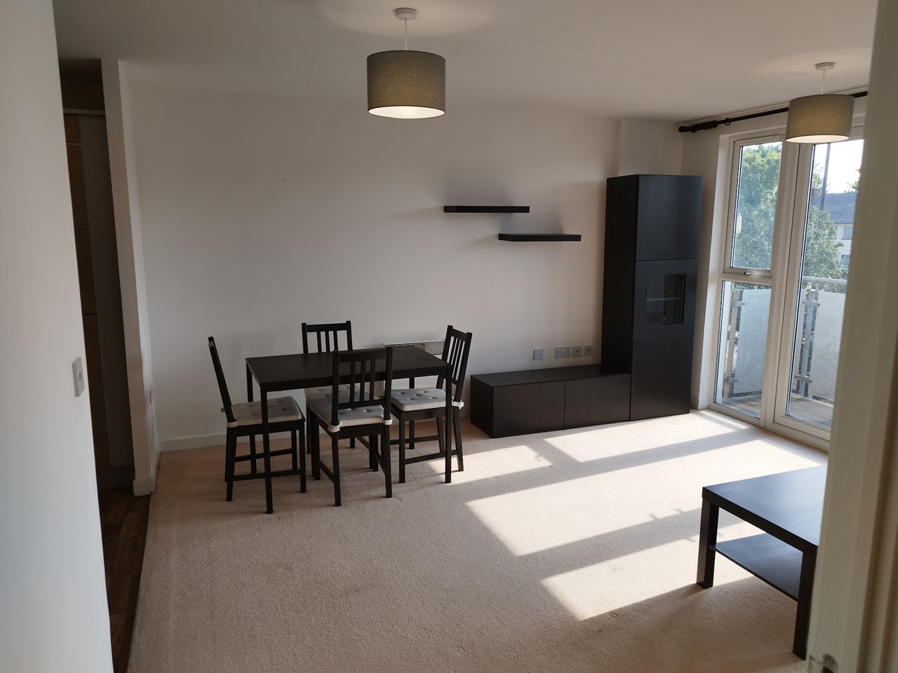 Slough - 2 Bed Flat, Quadrivium Point, SL1 - To Rent Now for £1,400.00 p/m