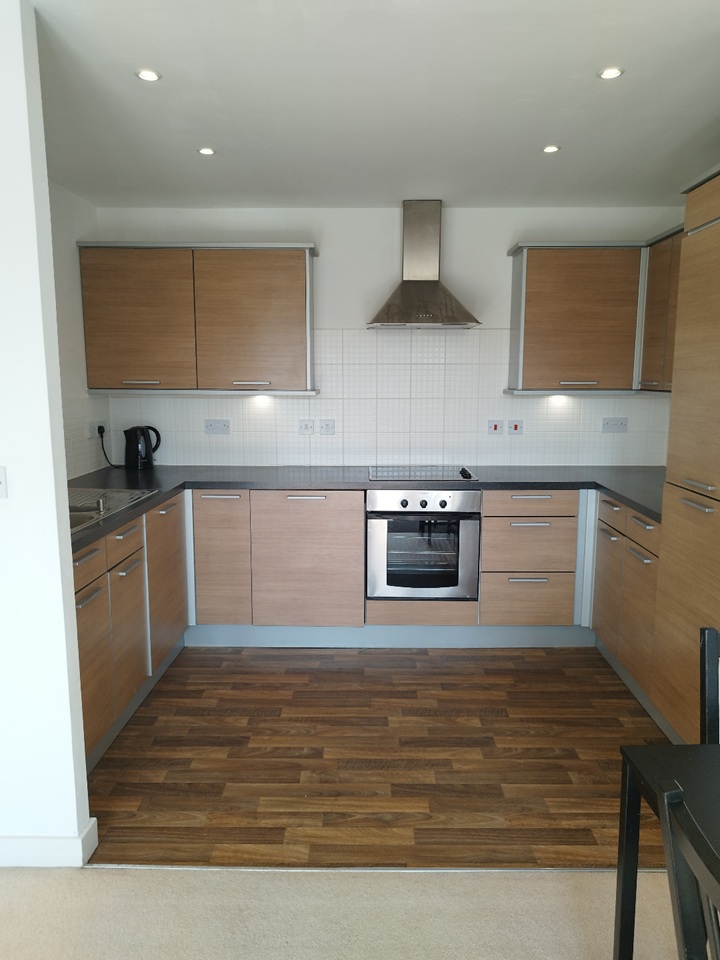 Slough - 2 Bed Flat, Quadrivium Point, SL1 - To Rent Now for £1,400.00 p/m