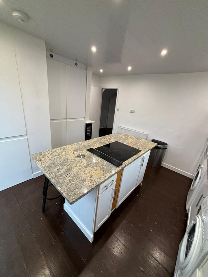 Banwell, Weston-Super-Mare - Room in a Shared House, Banwell, BS29 - To ...