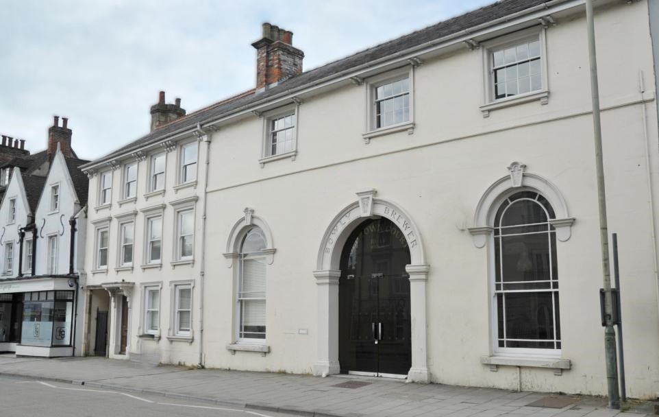 Swindon - 2 Bed Flat, High Street, SN1 - To Rent Now for £1,200.00 p/m