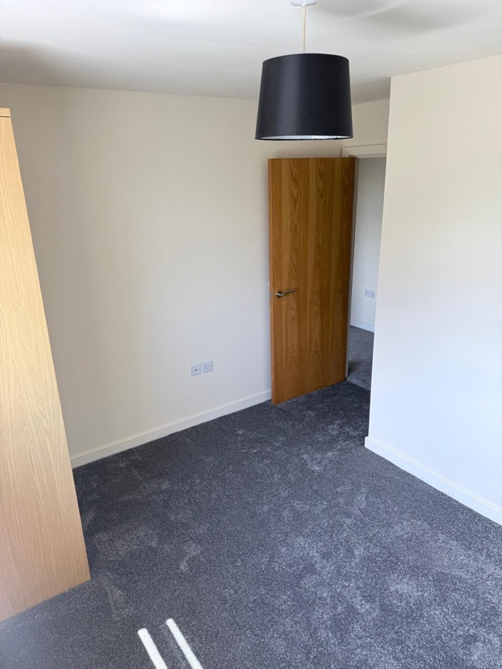 Northolt - 2 Bed Flat, Cliveden Court, UB5 - To Rent Now for £1,700.00 p/m