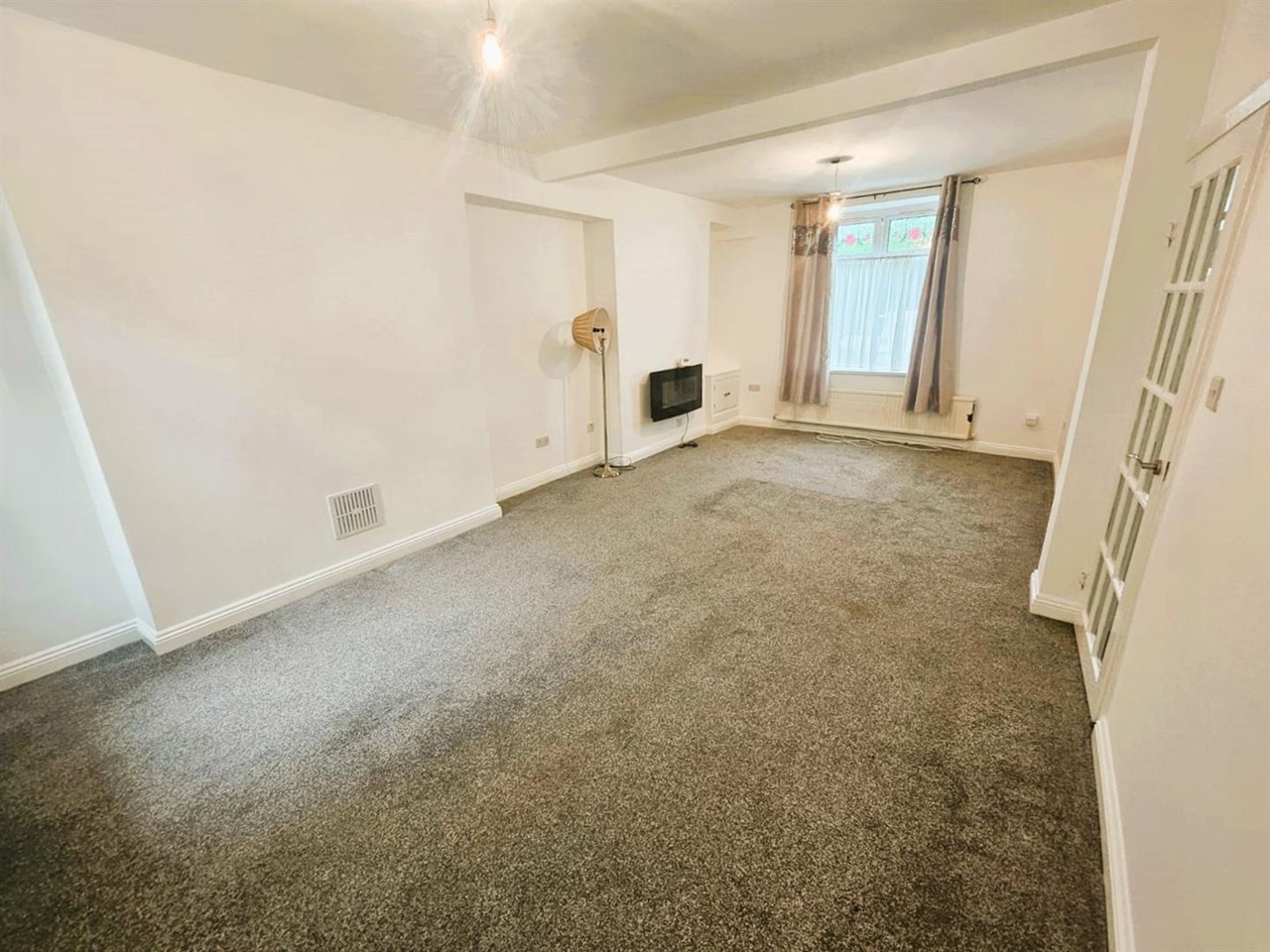 Ferndale - 3 Bed Terraced House, Middle Terrace, CF43 - To Rent Now for ...