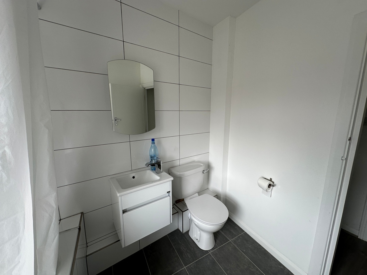 Pinner - 1 Bed Flat, Bridge Street, HA5 - To Rent Now for £1,083.33 p/m