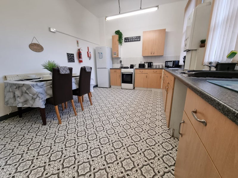 Loughborough - Room in a Shared House, Towles Mill, LE11 - To Rent Now ...